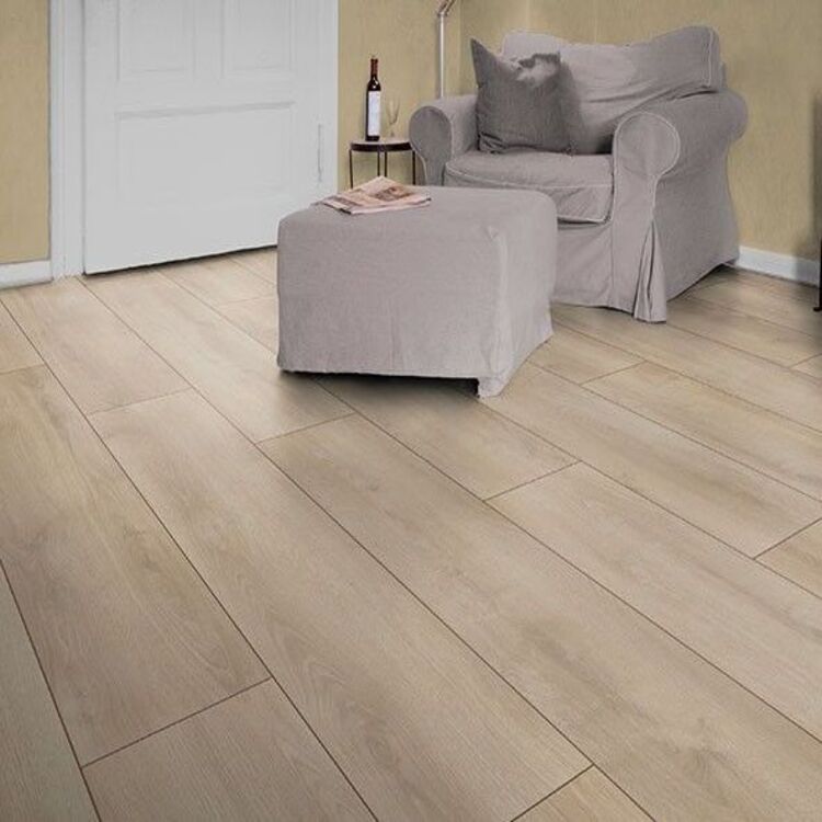 KRONOTEX PROMO 5 - ROBLE SUMMER BEIGE - D3902